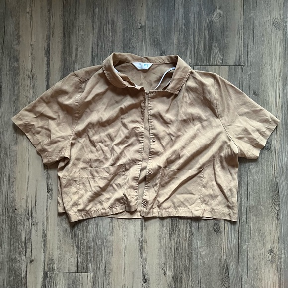Primark | Tops | Primark Cares Cream Tan Button Up Cropped Dress Shirt ...